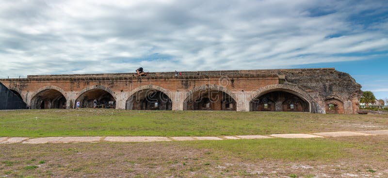 Fort Pickens Inside the Wall Structure with Cannon on Top Editorial ...
