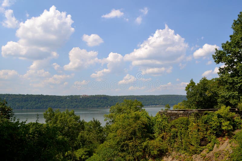 Fort Tryon Park Overlooking Hudson River Stock Image - Image of hudson ...