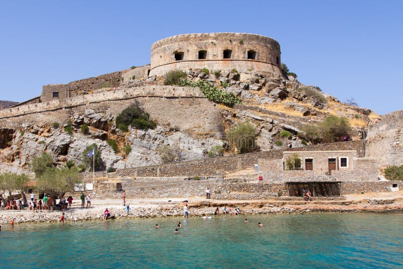 Fortezza Di Spinalonga in Creta Fotografia Stock - Immagine di fortezza ...