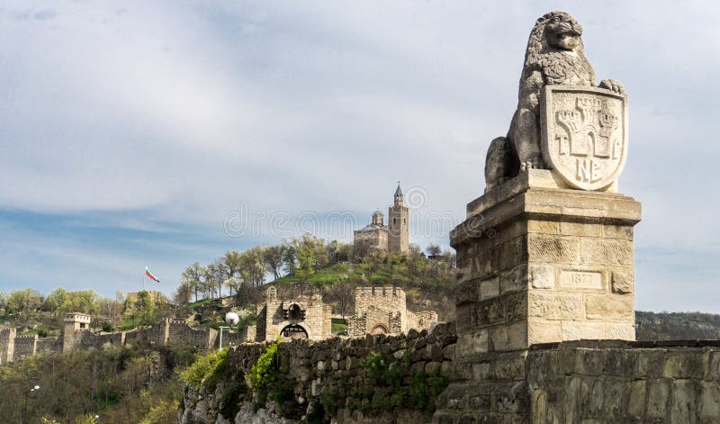 Fortezza Di Tsarevets in Bulgaria Fotografia Stock - Immagine di ...