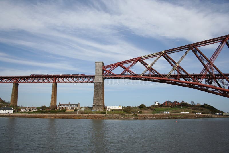 Forth Rail Bridge, Edinburgh Stock Photo - Image of rail, enginerring ...