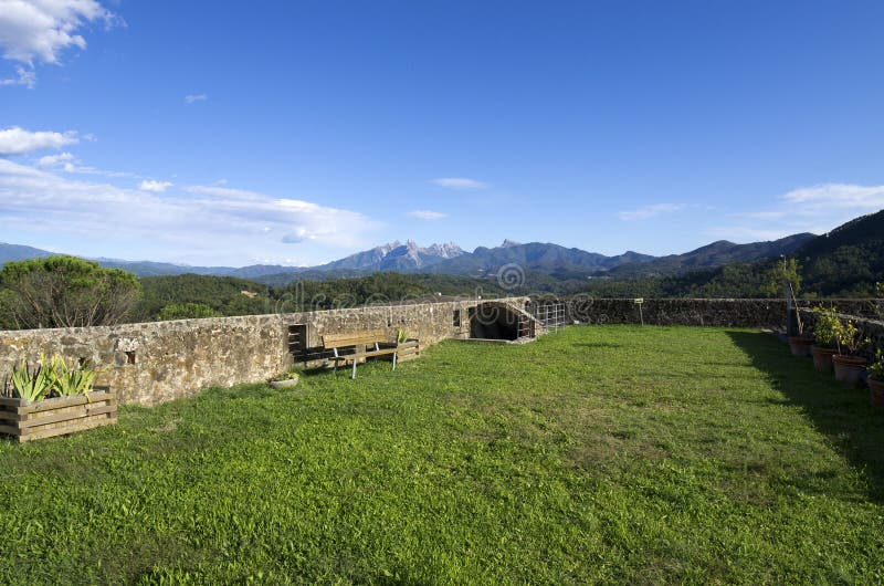 Fortress stock image. Image of italy, castle, ruins, tuscany - 21634029