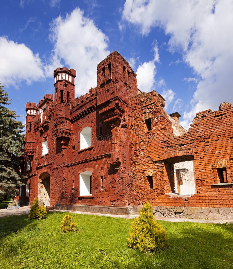 The Ruins Of The Eastern Fort, Brest Stock Image - Image of abandoned ...
