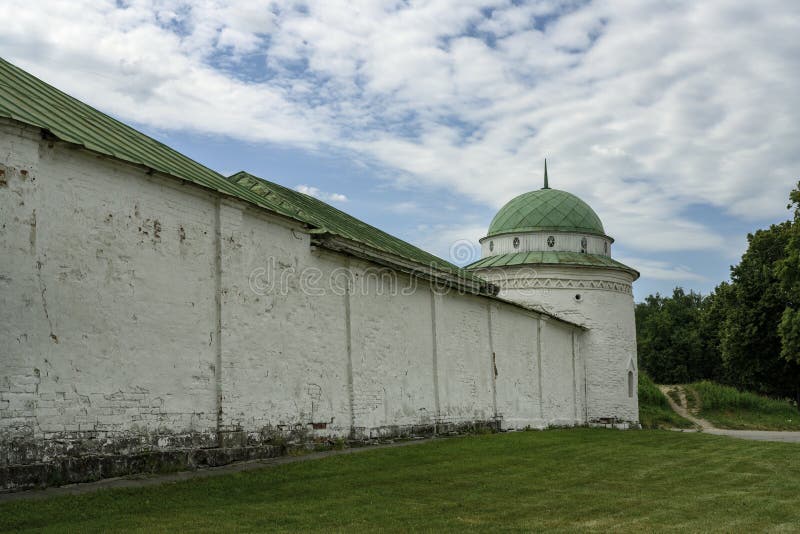 Fortress Wall and Corner Tower of the Medieval Ryazan Kremlin Editorial ...