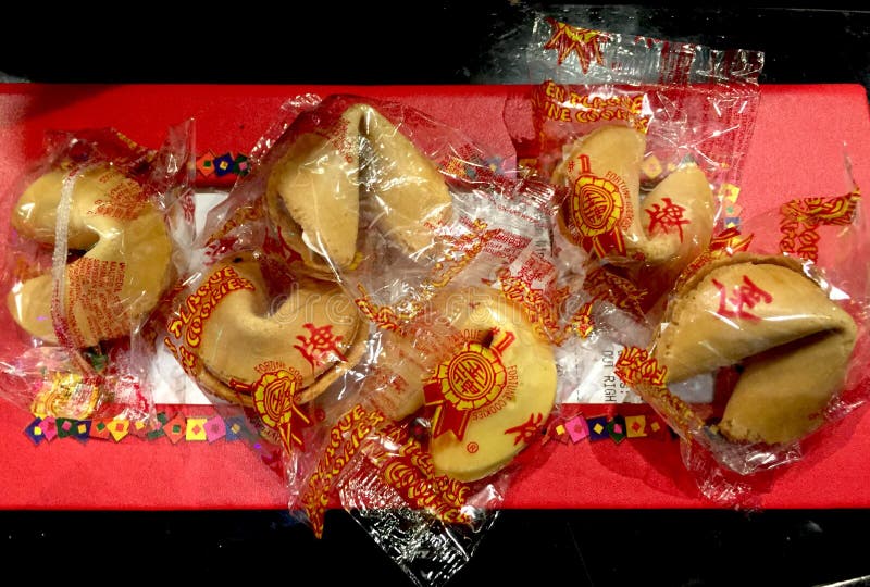 Fortune cookies editorial image. Image of wrapping, plastic - 138828530