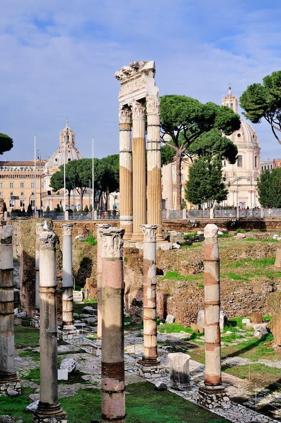 Forum of Caesar, Rome editorial stock photo. Image of columns - 17580983