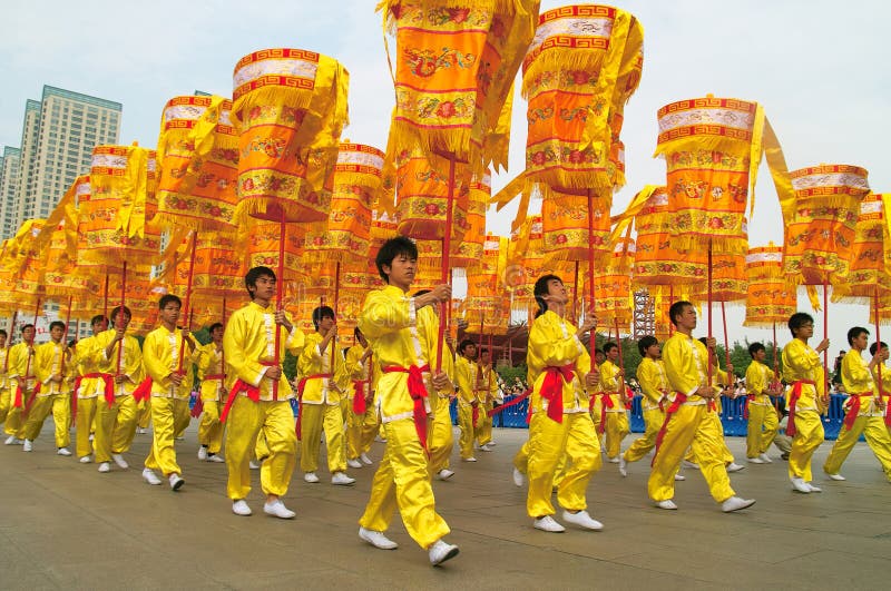 Dragon Dance editorial photography. Image of dance, city - 36376327