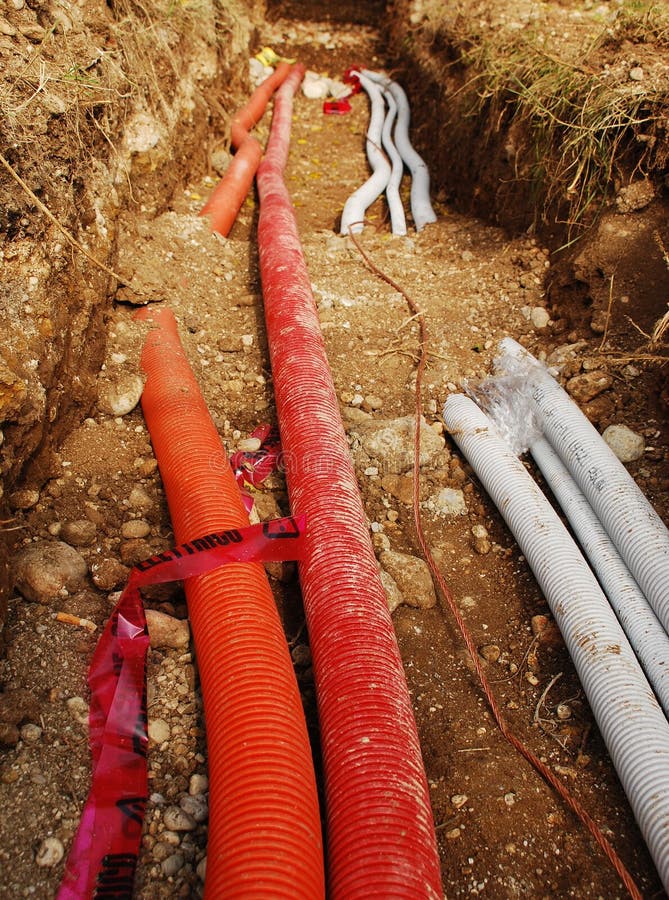 Foso de las utilidades foto de archivo. Imagen de foso - 37671810