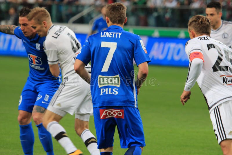 Fotbollsmatch redaktionell foto. Bild av polen, fotbollsspelare - 58285035