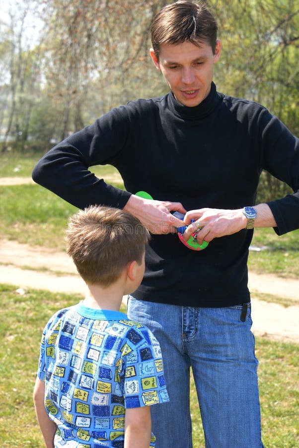 Fother con el hijo foto de archivo. Imagen de felicidad - 12078752