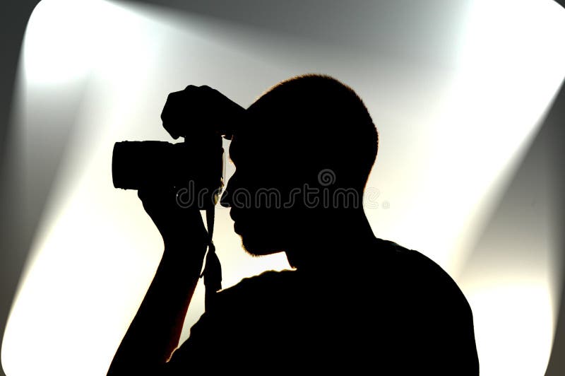 Fotograf auf Arbeit stockbild. Bild von profil, baumuster - 9657679