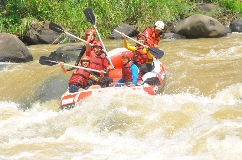 Daily fotography, rafting editorial stock image. Image of people ...