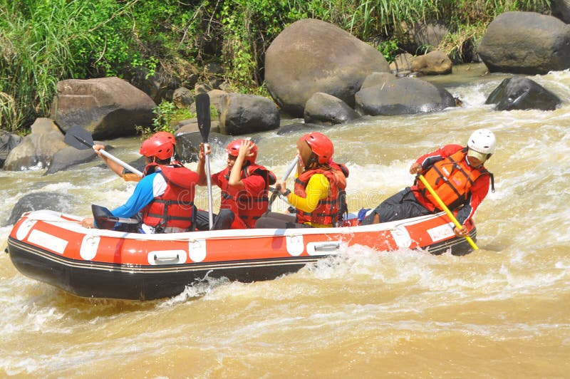 Daily fotography, rafting editorial stock photo. Image of adrenalin ...