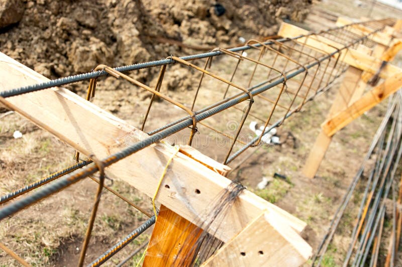Foundations Steel Structure Stock Image - Image of building, long: 19007079