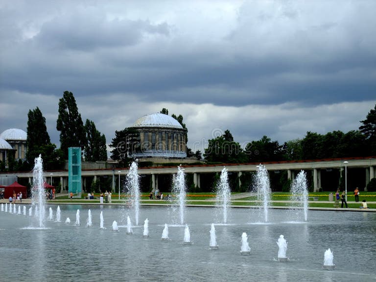 Fountain stock image. Image of gush, liquid, summer, refreshed - 12666997