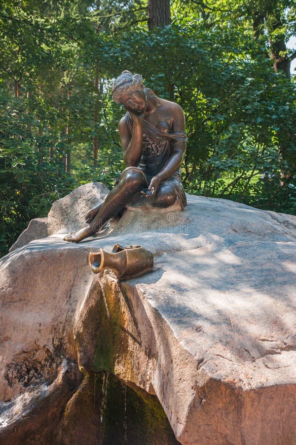 Fountain in the Form of a Girl with a Pitcher, Pushkin, Russia Stock ...