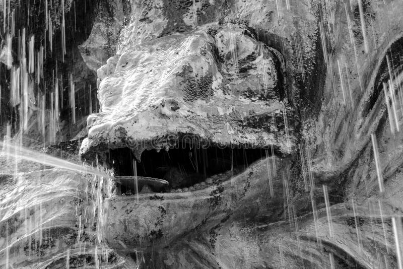 Fountain of the Naiads stock image. Image of cliff, water - 272751477