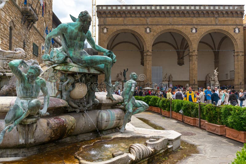 Piazza Della Signoria with Renaissance Sculpture in Rome Editorial ...
