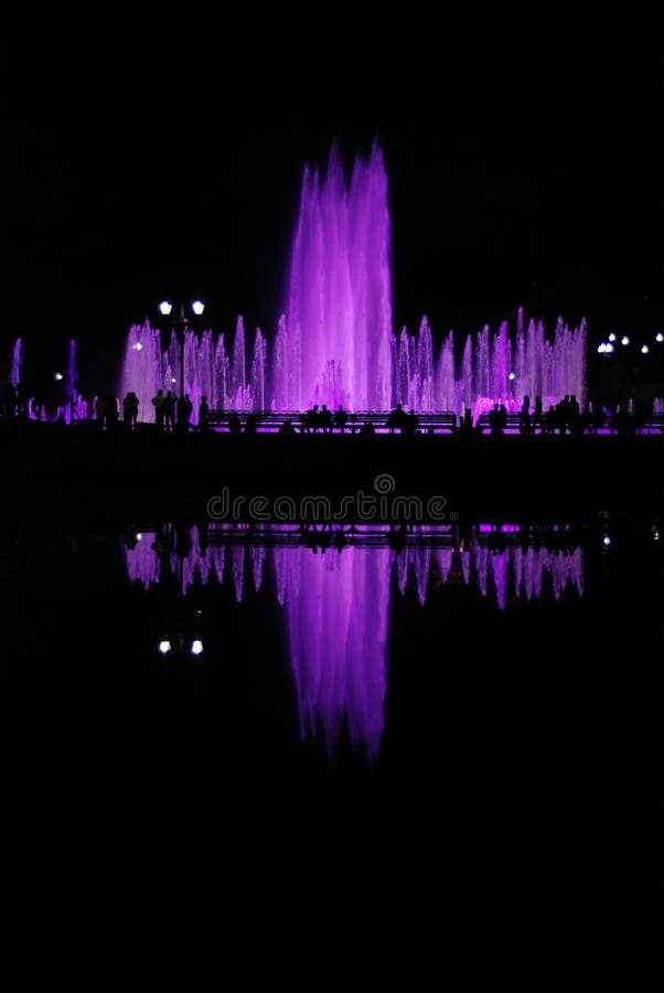 Fountain at night stock photo. Image of rendezvous, nightlife - 12780022