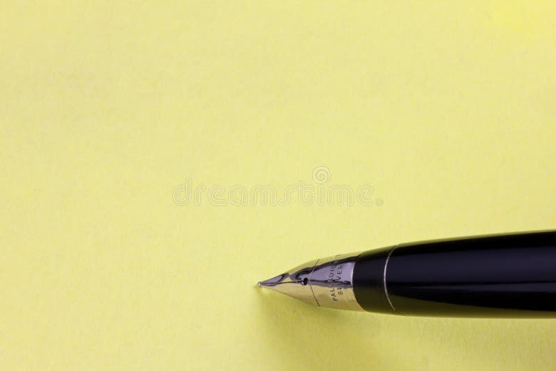 Fountain Pen and Post it stock image. Image of memo, note - 23226187