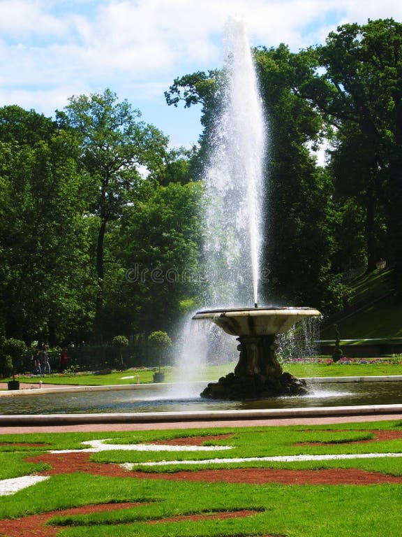 Fountain in Petergoph, Russia. Stock Image - Image of fountain, city ...