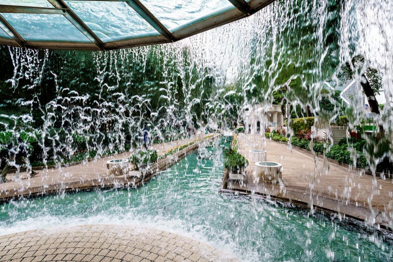 Fountain Plaza in Hong Kong Park Stock Image - Image of waterfall ...