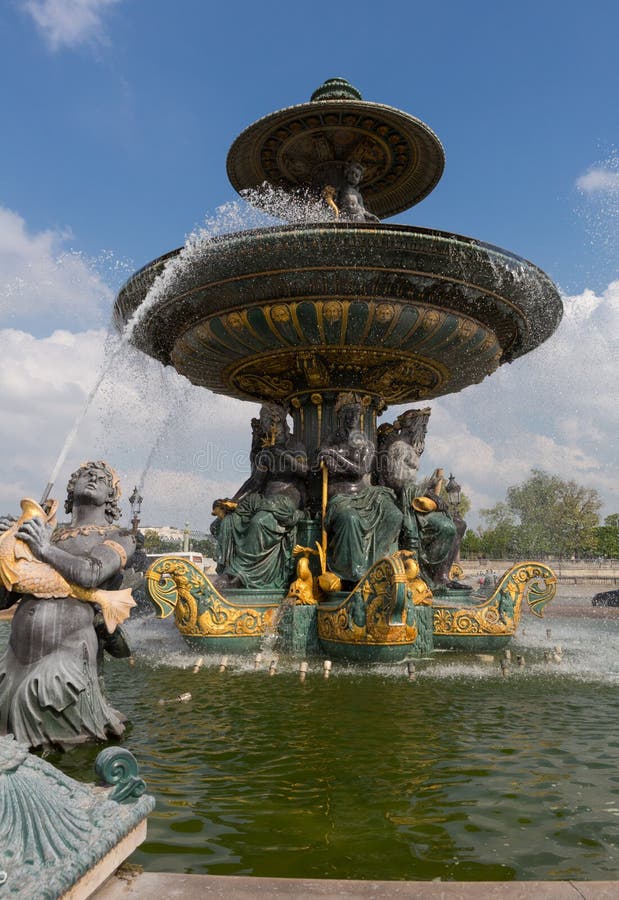 Fountain of a river stock image. Image of fountain, great - 128315911