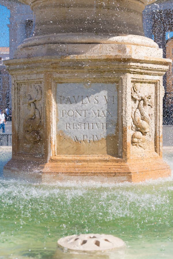 Fountain at St Peter`s Square Editorial Stock Photo - Image of vatican ...