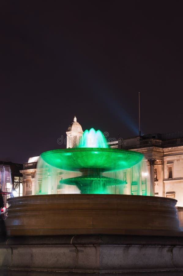 Fountain on Trafalgar Square at Night Editorial Stock Image - Image of ...