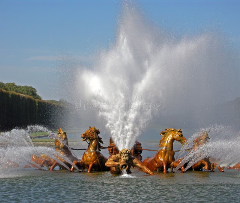 Apollo Fountain in Versailles Stock Photo - Image of night, fountain ...