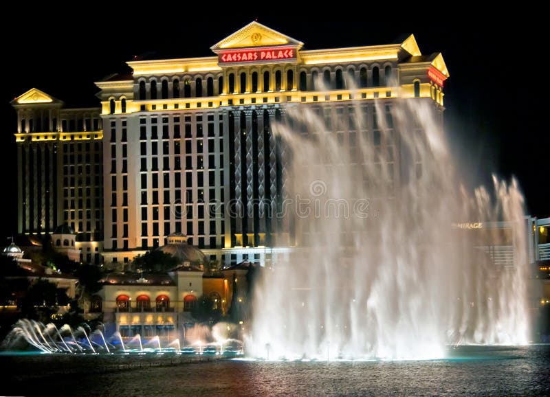 Fountains of the Bellagio Hotel Editorial Photography - Image of hotel ...
