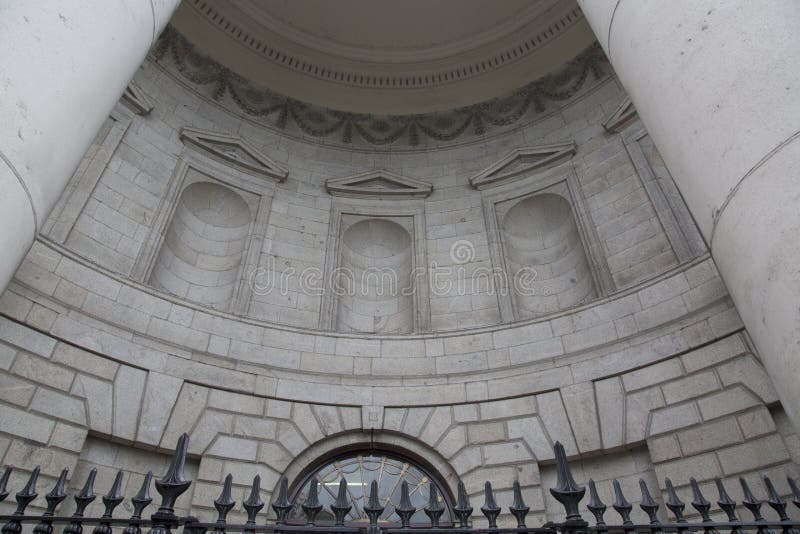 Four Courts Building, Dublin Stock Image - Image of justice ...