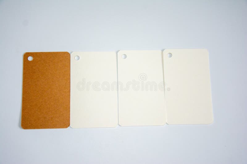 Tags and Cards: a Minimalist Stationery Combination with a Strong Sense ...