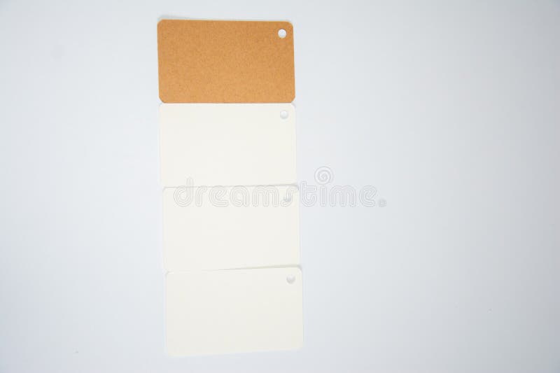 Tags and Cards: a Minimalist Stationery Combination with a Strong Sense ...