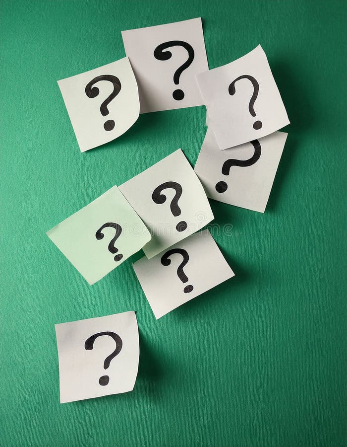 Paper Notes with Question Marks on Green Background, Flat Lay. Space ...