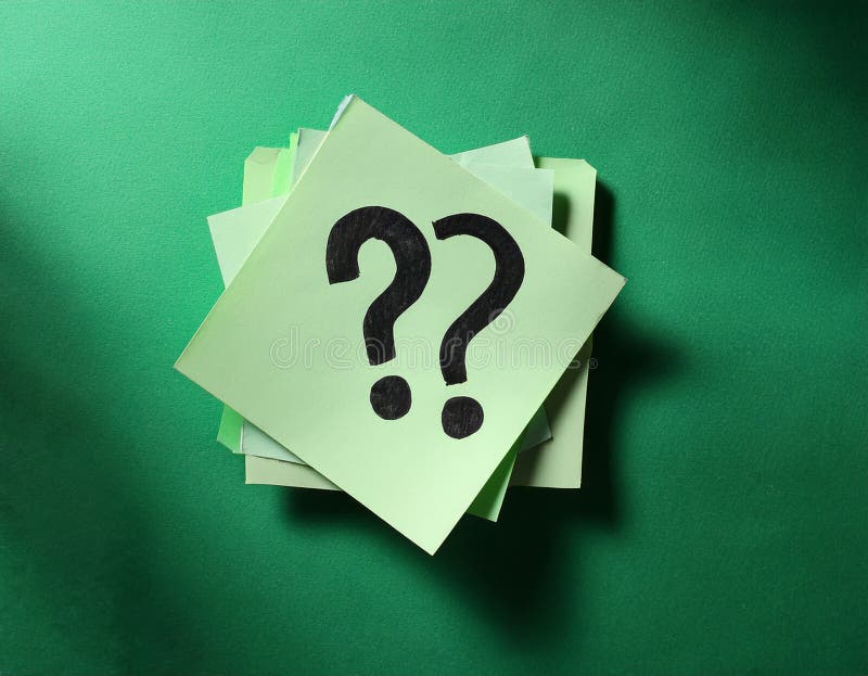 Paper Notes with Question Marks on Green Background, Flat Lay. Space ...