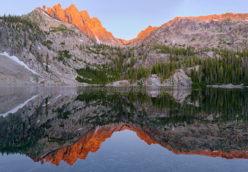 Fourth Bench Lake stock image. Image of sawtooth, peaks - 74421583