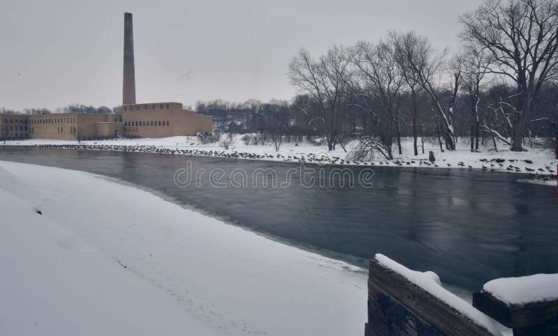 Fox River in Elgin IL USA stock photo. Image of snow - 138294806