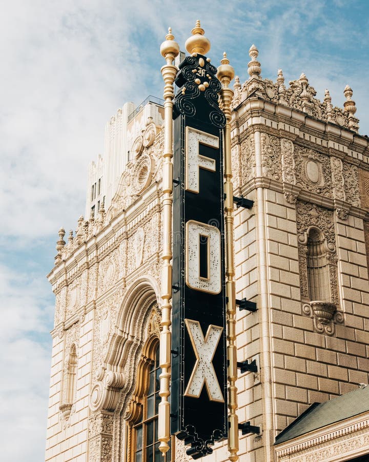The Fox Theater, in St. Louis, Missouri Editorial Image - Image of sign ...