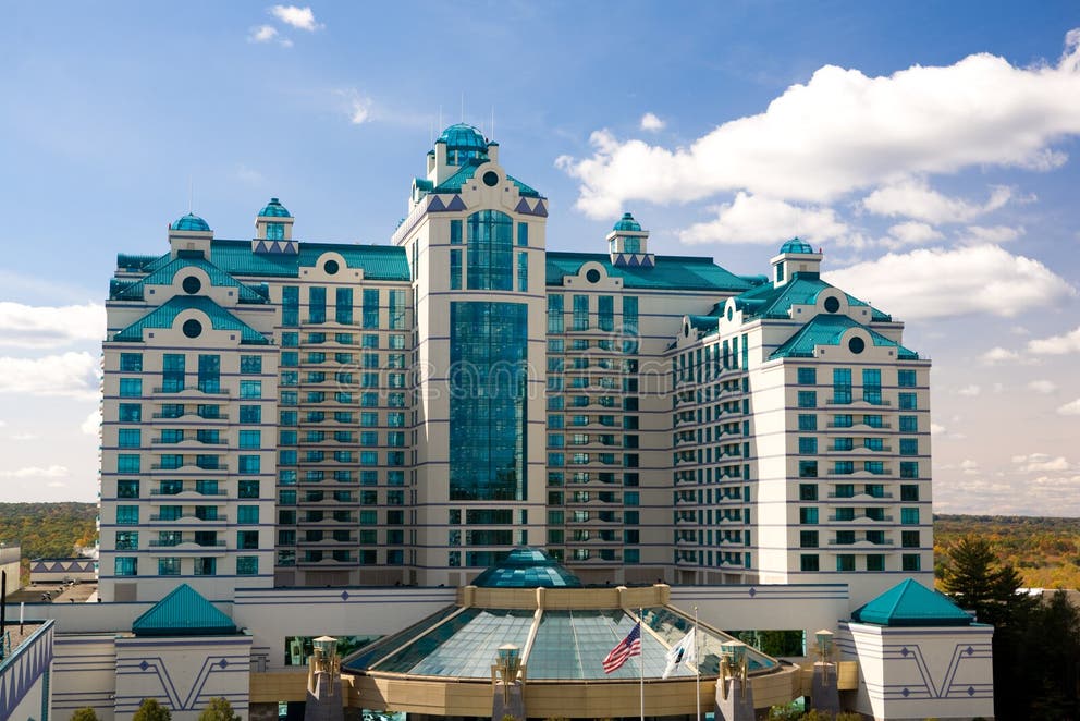 Foxwoods Resort and Casino editorial photography. Image of fall - 11358862