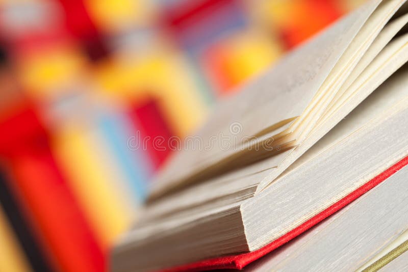 Fragmento De Un Libro Abierto Foto de archivo - Imagen de datos, nadie ...