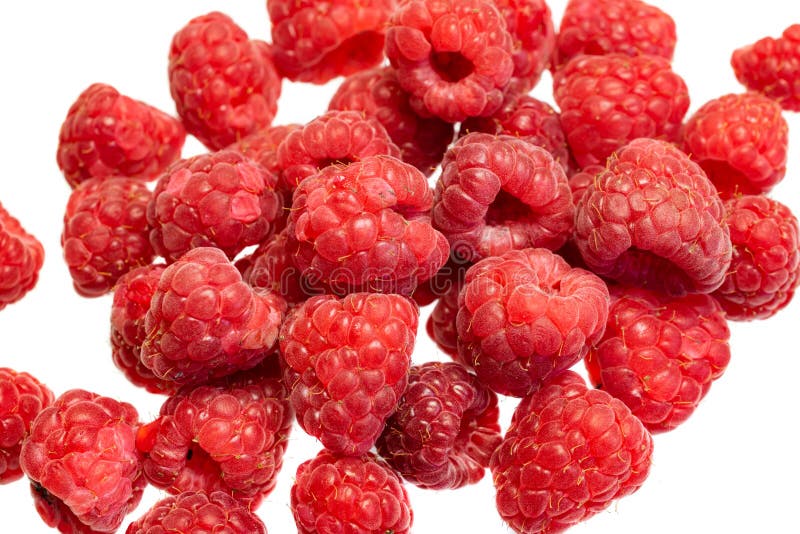 Frambuesas Rojas Sobre Fondo Blanco Aislado Foto de archivo - Imagen de ...