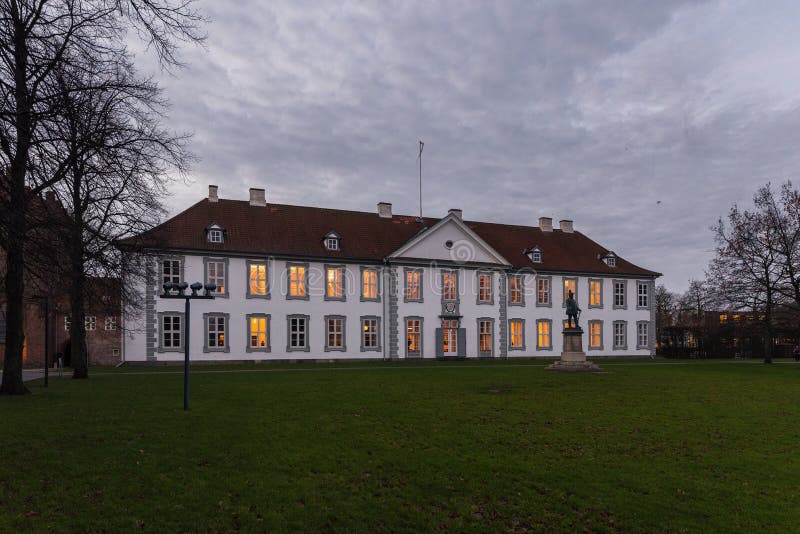 Framdelen Av Den Odense Springan (slotten), Danmark Fotografering för ...