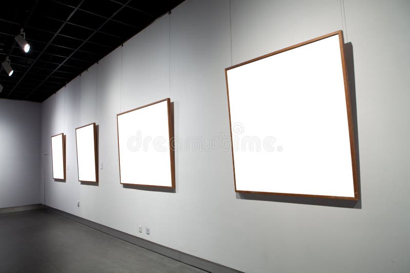 Frames op witte muur stock afbeelding. Image of kader - 23735285