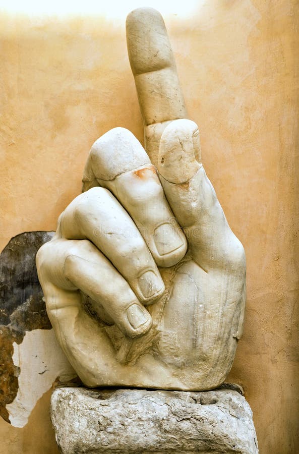 Frammento Di Una Mano Di Una Statua Gigante Di Costantina, Roma ... Frammento Di Una Mano Di Una Statua Gigante Di Costantina, Roma ...