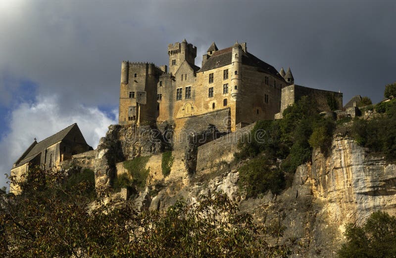 France, castle of Beynac stock image. Image of cloudy - 6974101