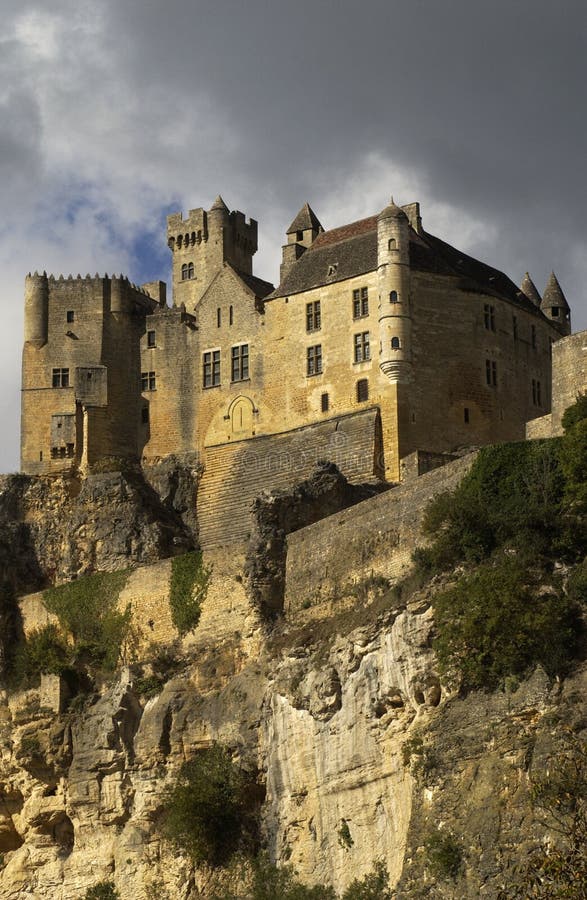 France, castle of Beynac stock image. Image of fountain - 7776499