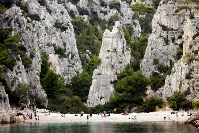 Francia, Casis, Los Calanques Foto editorial - Imagen de recorrido ...