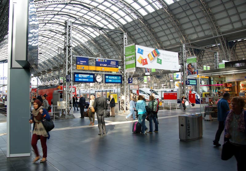 Frankfurt train station editorial stock image. Image of station - 30712594