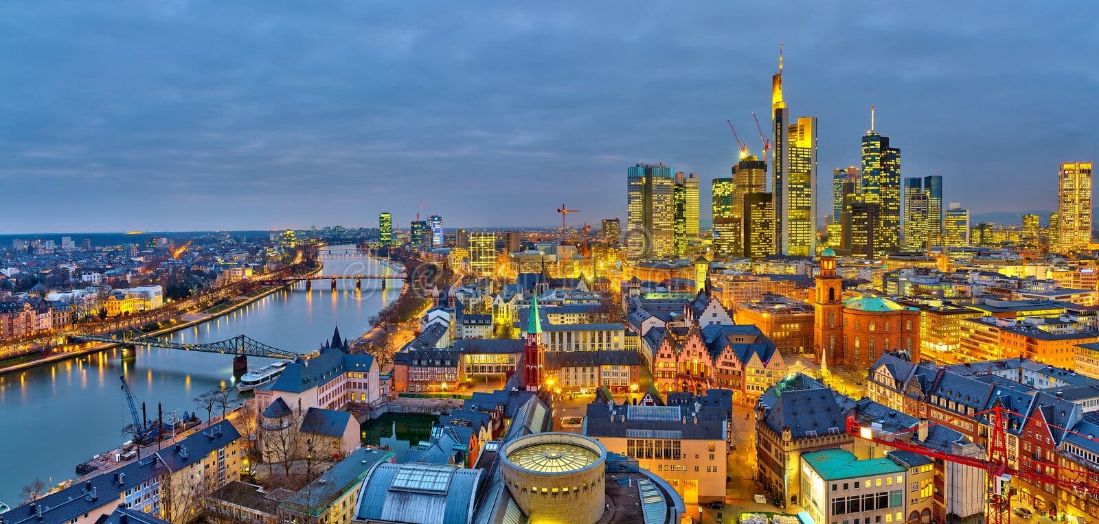 Frankfurt at night stock photo. Image of bank, city, night - 32916598